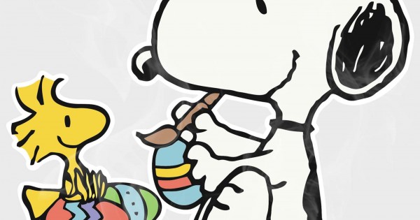 Peanuts Snoopy & Woodstock Decorating Easter Eggs Vinyl Iron-On Decal